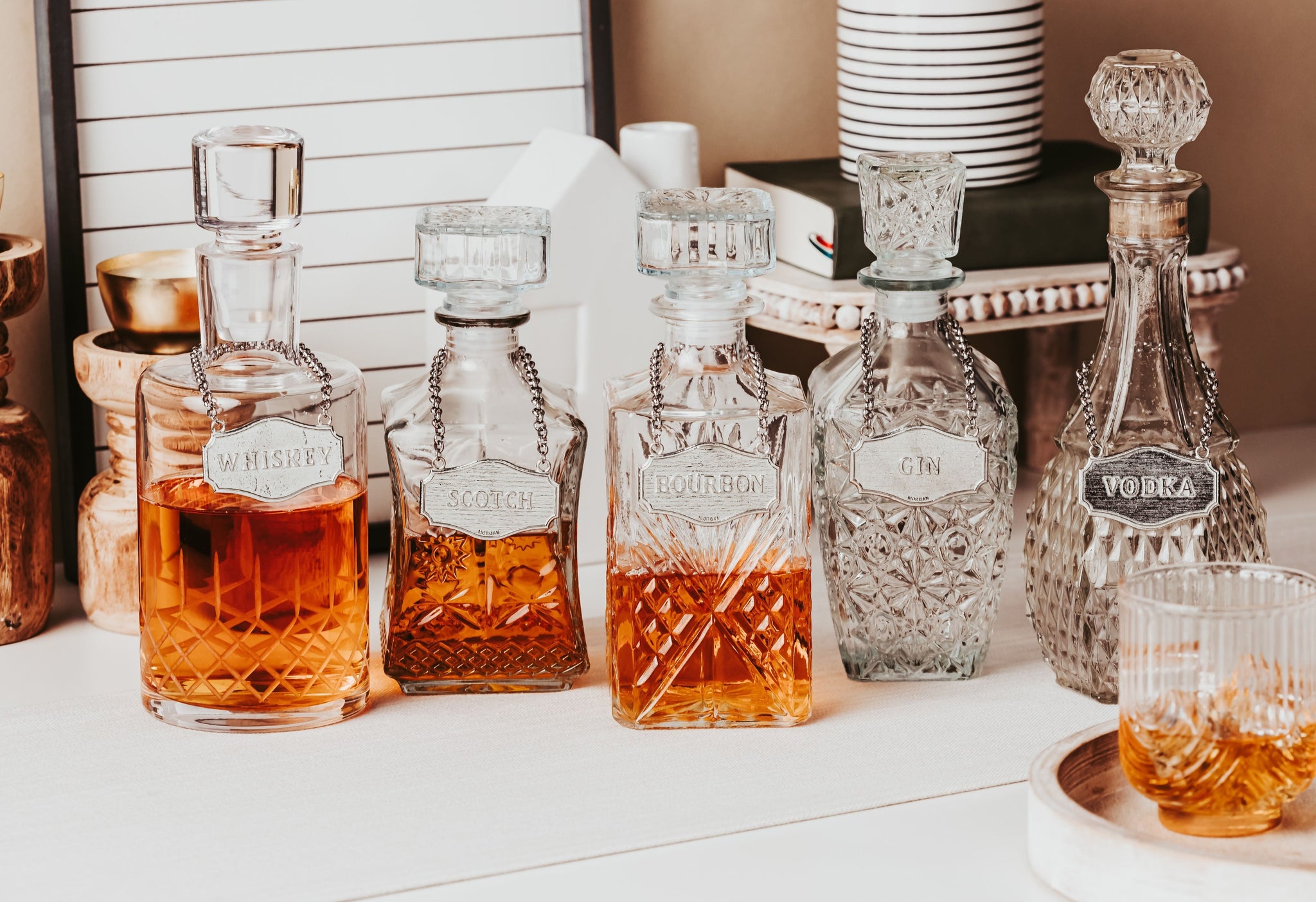 Elegant Decanter Tags - Whiskey - Bourbon - Vodka - Scotch - Gin - Pew ...